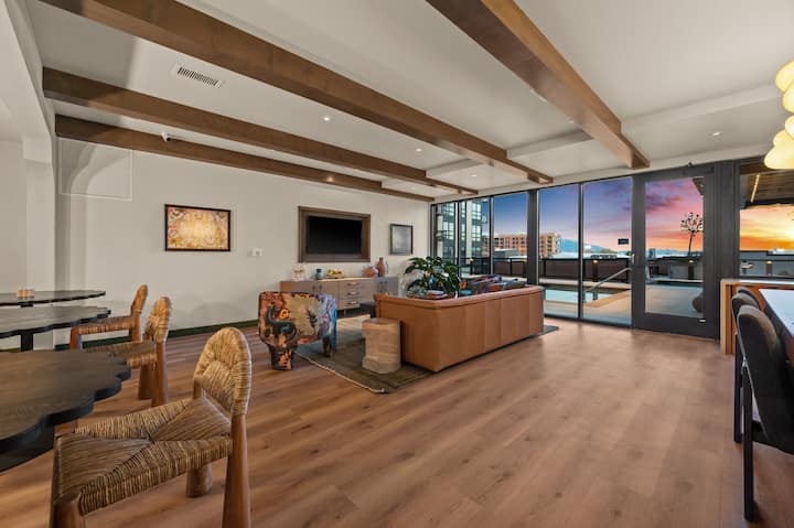 Luxury Retreat | Pool, Sauna, Parking - Salt Lake City, UT