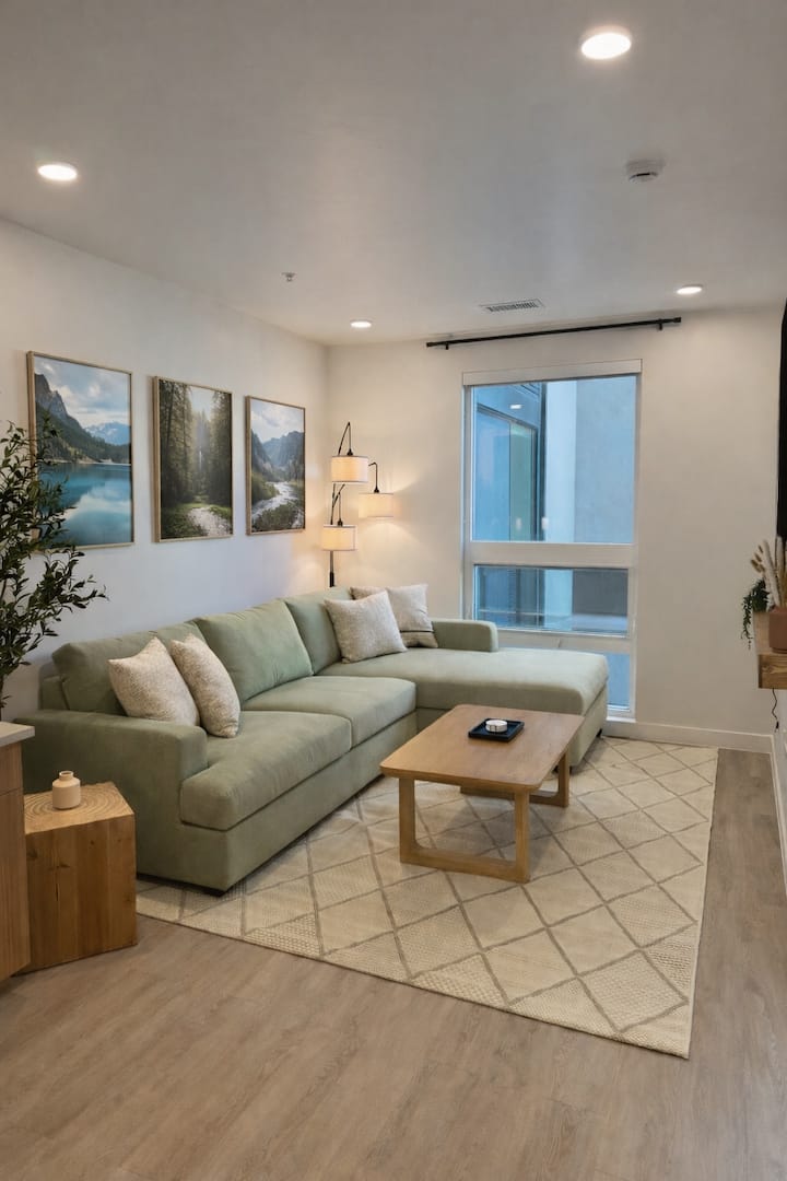 Modern Retreat | Views + Pool + Sauna - Salt Lake City, UT