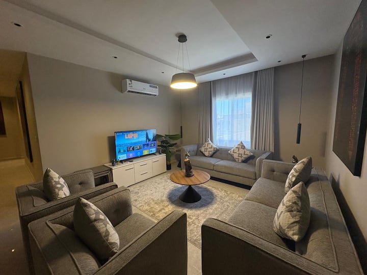 3غرف نوم ومجلس وغرفة طعام و٣ حمامات وغرفة غسيل - Jeddah