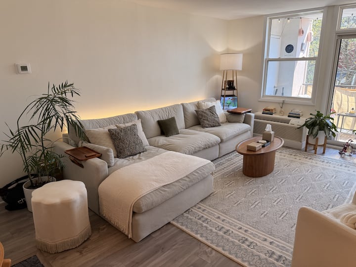 The Green House: Near Metlife/nyc, Walk To Food - West New York, NJ