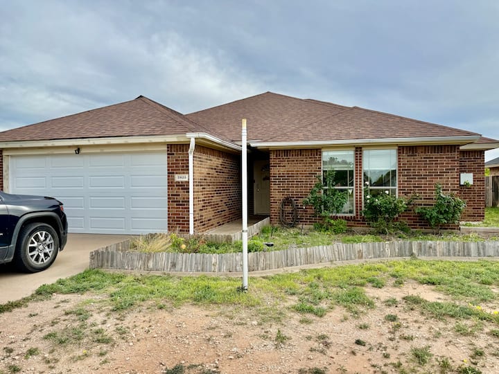 Cozy Family Escape • Quiet • Fully Equipped - San Angelo, TX