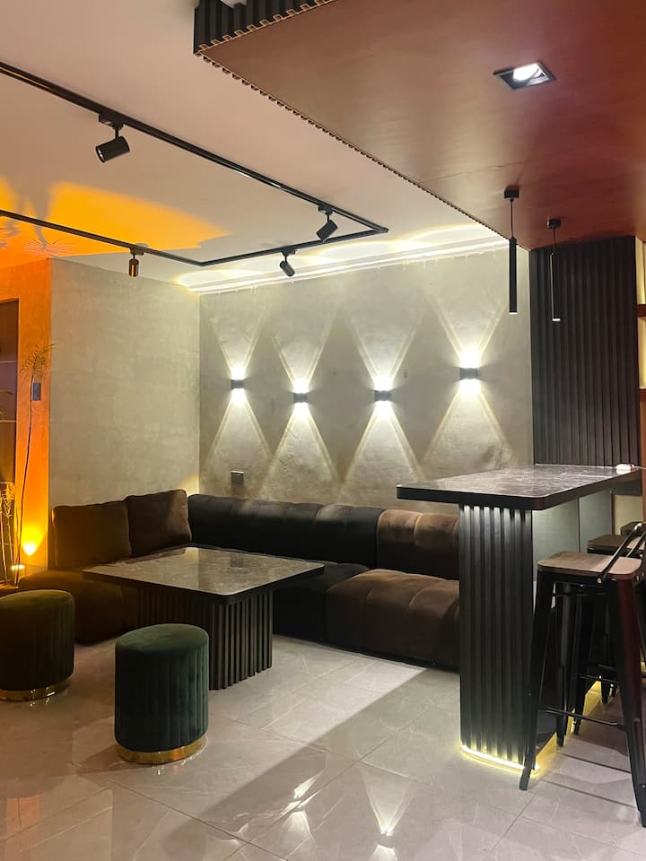 Spacious 3br With Karaoke & Kitchen Near Sm North - Malabon