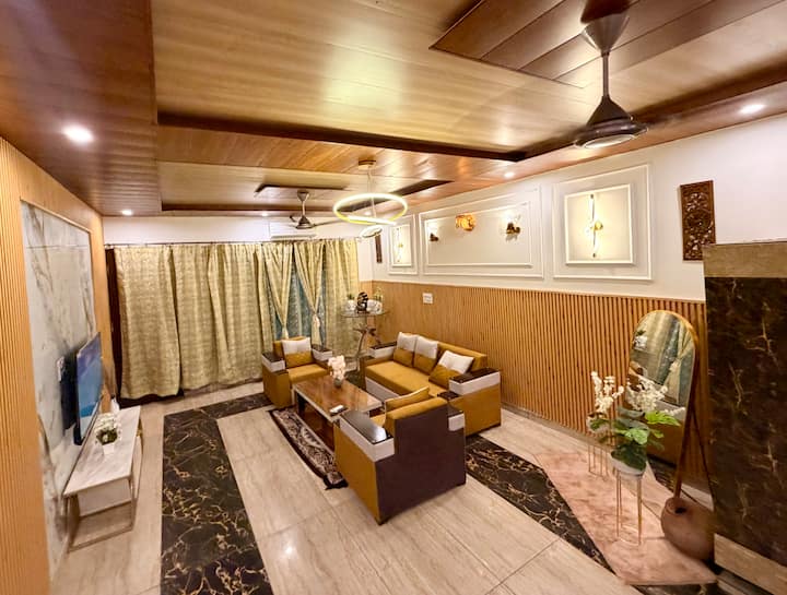 Luxury Palm Stay - Jammu