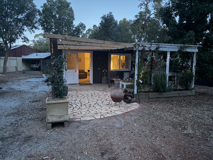 The Love Shack - 문더링