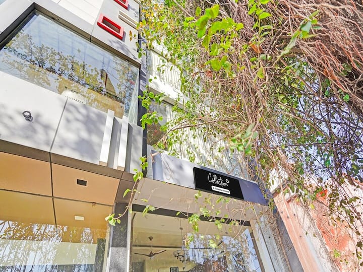 Collection O Pachamarhi - Pachmarhi