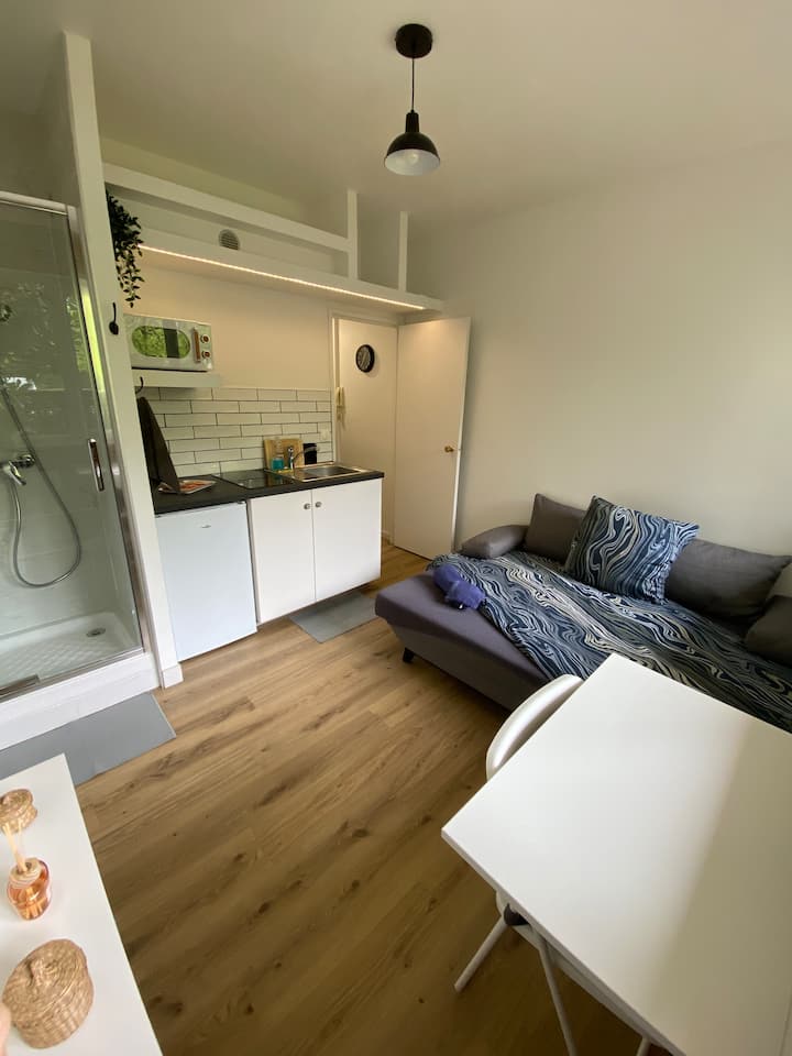 Studio – Parking Gratuit - Centre-ville à Pied - Auxerre