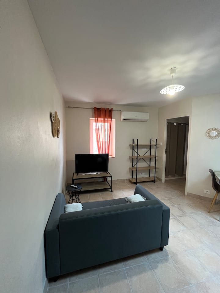 Joli Appartement 2 Personnes - Aubenas