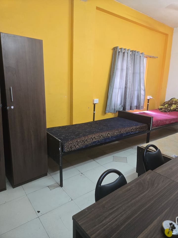 Comfortable Stay With Homely Food. Book Now, Relax - Indore