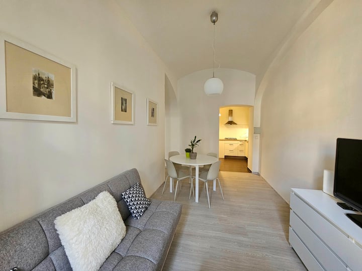 2 Bdr Centrally Located, Wenceslas Sqr 5 Min - Praga