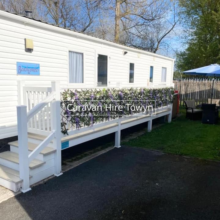 Palins 3 Bedroom Premium Caravan - Towyn