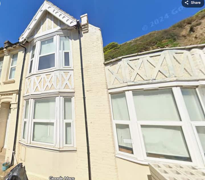 Victorian 1-bed Home | Hastings Seafront - Hastings