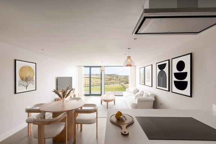 Perrantide Sea Views, Garden & Beach 50m Away - Bude