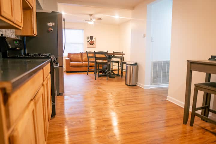 Vip 420 Retreat Near South Bend - Notre Dame, IN