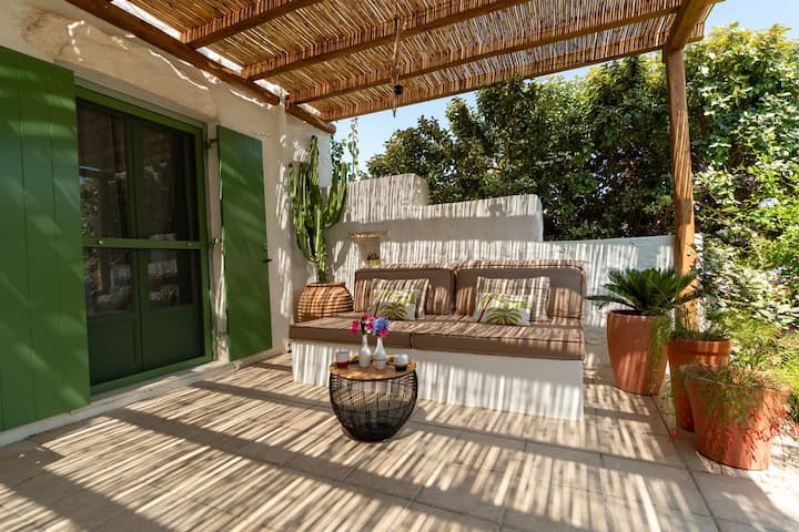 The Happy Place - Antiparos