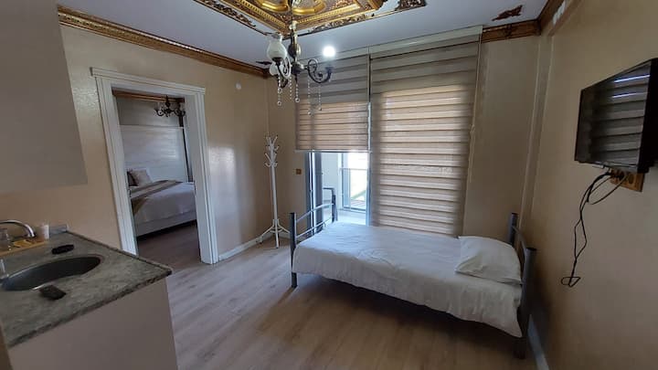 Aile Konaklaması Için Ideal. Oda Ve Kahvaltı Dahil - Aliağa