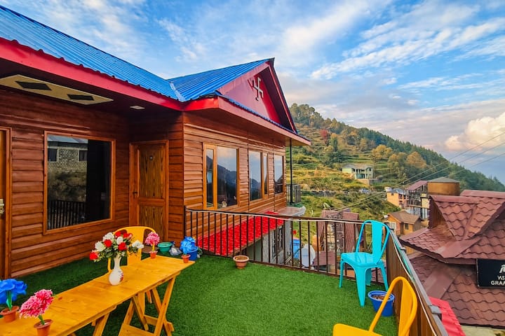 Forest Heaven A 3br Homestay By Homeyhuts - Khajjiar