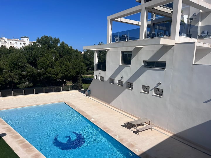 Magnifique Appartement Avec Terrasse De Plain-pied - La Zenia