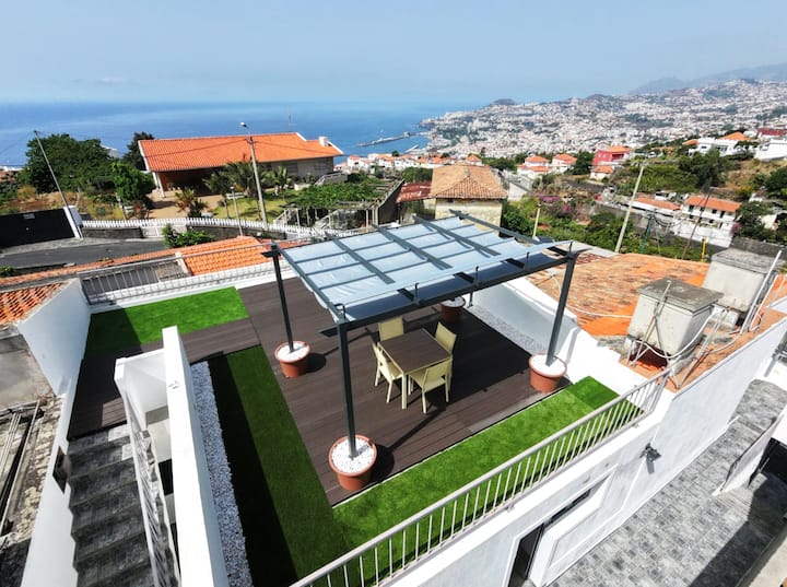 Palheiro's Dreaming View House By Mth - Madeira