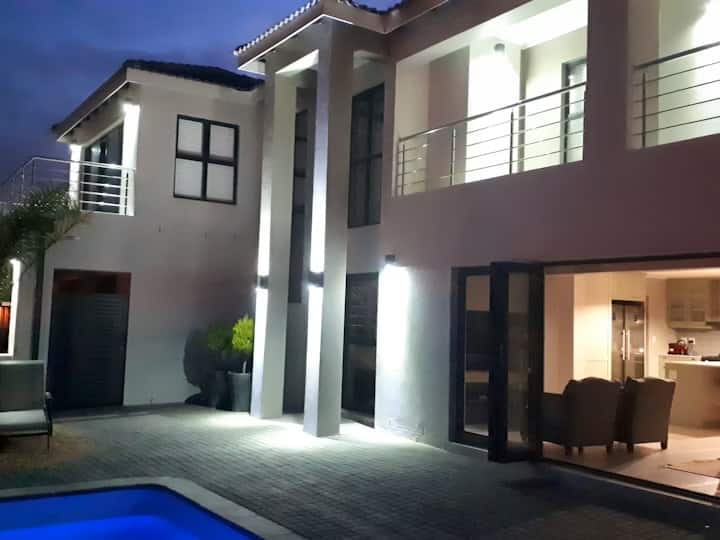Beautiful House In Estate And Close To The Beach - Langebaan