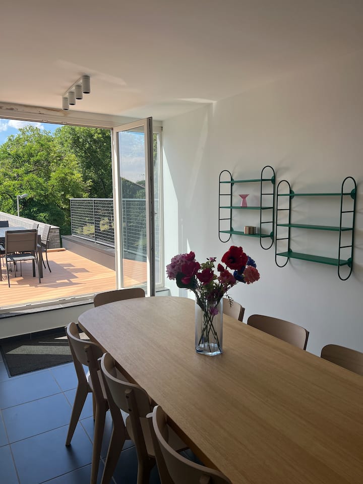 Logement Pro 6 Pers / 3 Ch | Terrasse | Parking - Liège