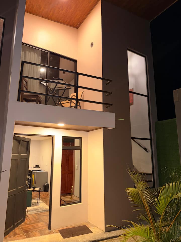 Loft Moderno En Zona Residencial - Quesada