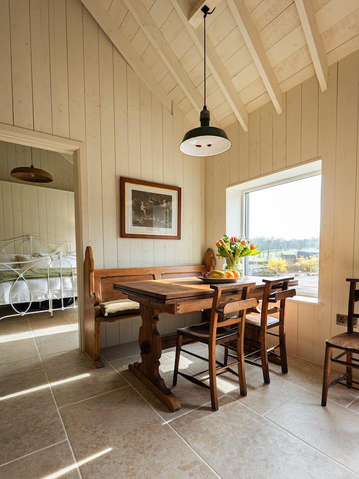 Restored 1685 Stone Stable Two | Near North Coast - Ballymoney