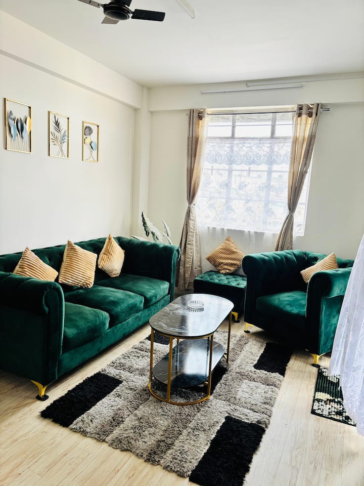 Cleve's Den Nx - Shillong