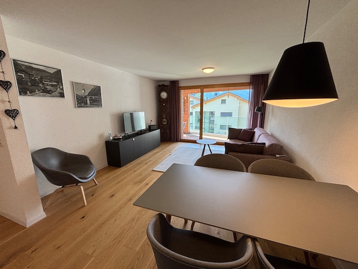 Gemütliche 2-zimmer-wohnung Mit Gratis-parkplatz - Belalp
