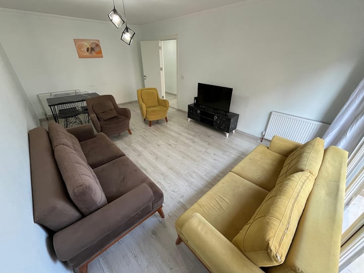 Güvenlikli Sitede Orman Manzaralı Geniş 2+1 Konut - Maltepe