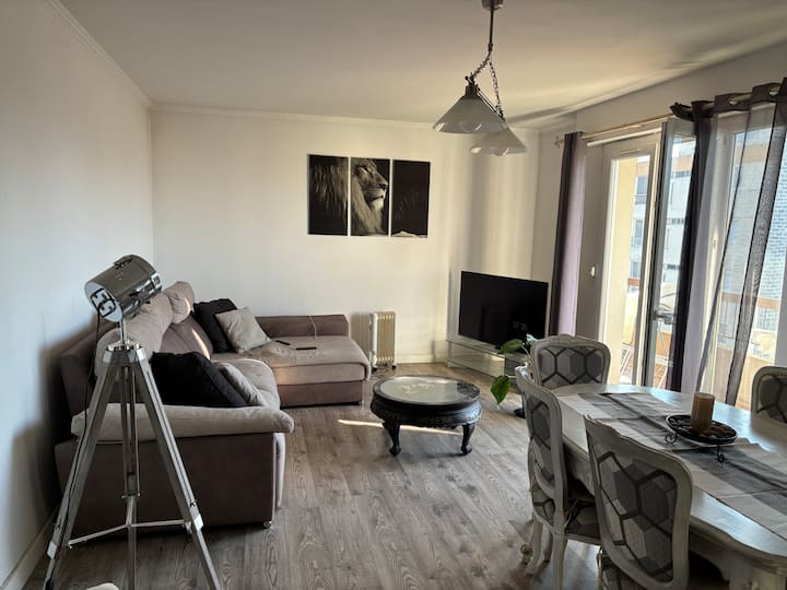 T3, 5 Couchages, 85m2. - Ajaccio