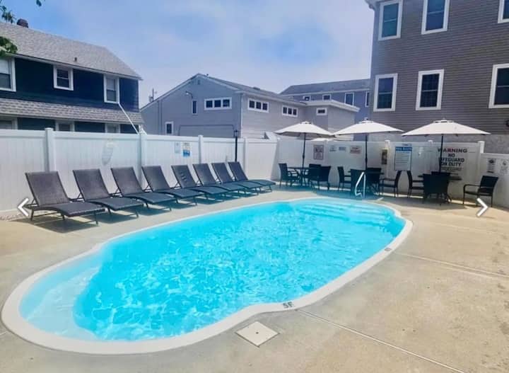 The Hlb (Happy Little Beach) - Wildwood, NJ