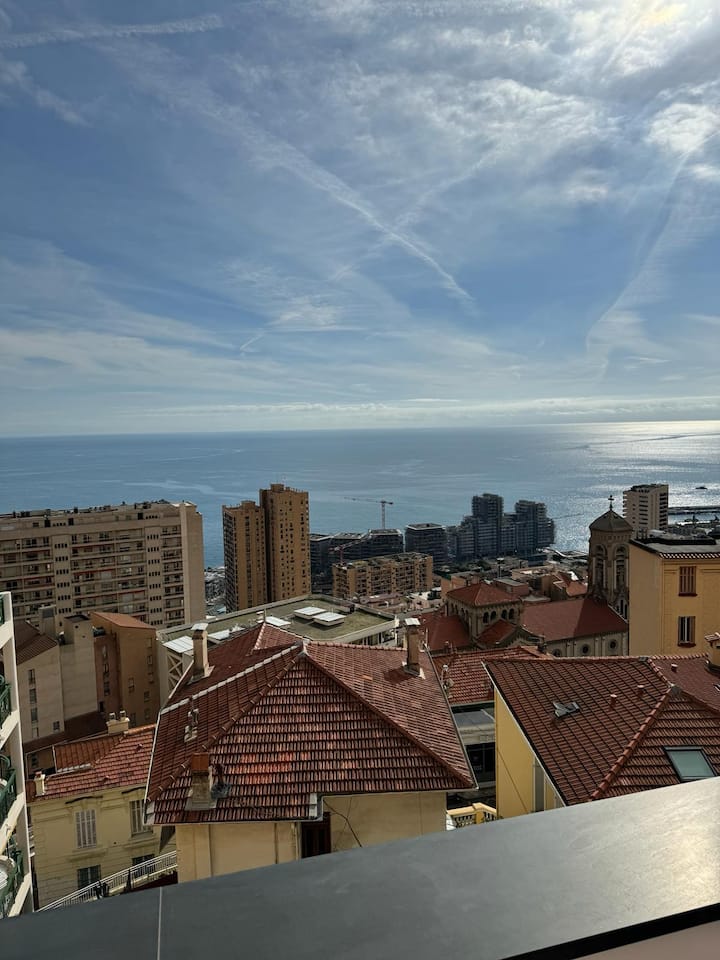 Betterstay Suite With Pool 5 Minutes From Casino - Monte Carlo