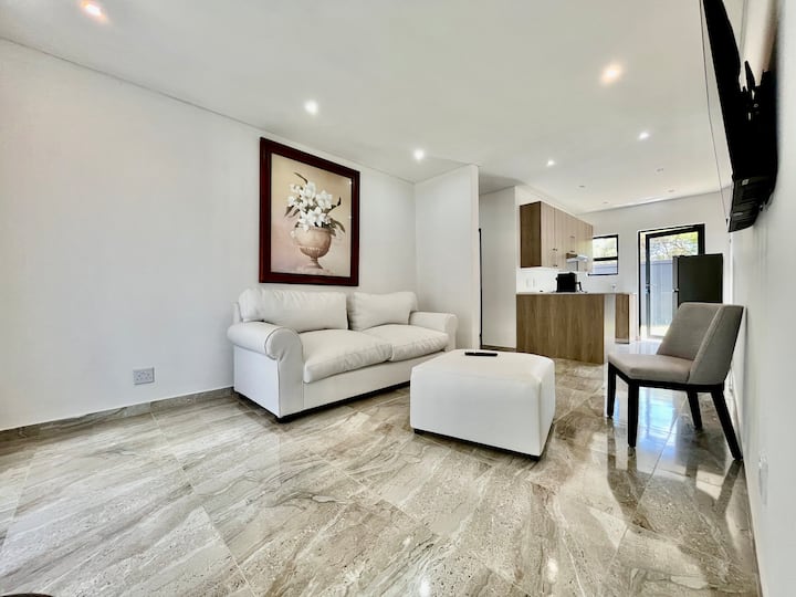 Number 13, Jadde Apartments - Lanseria