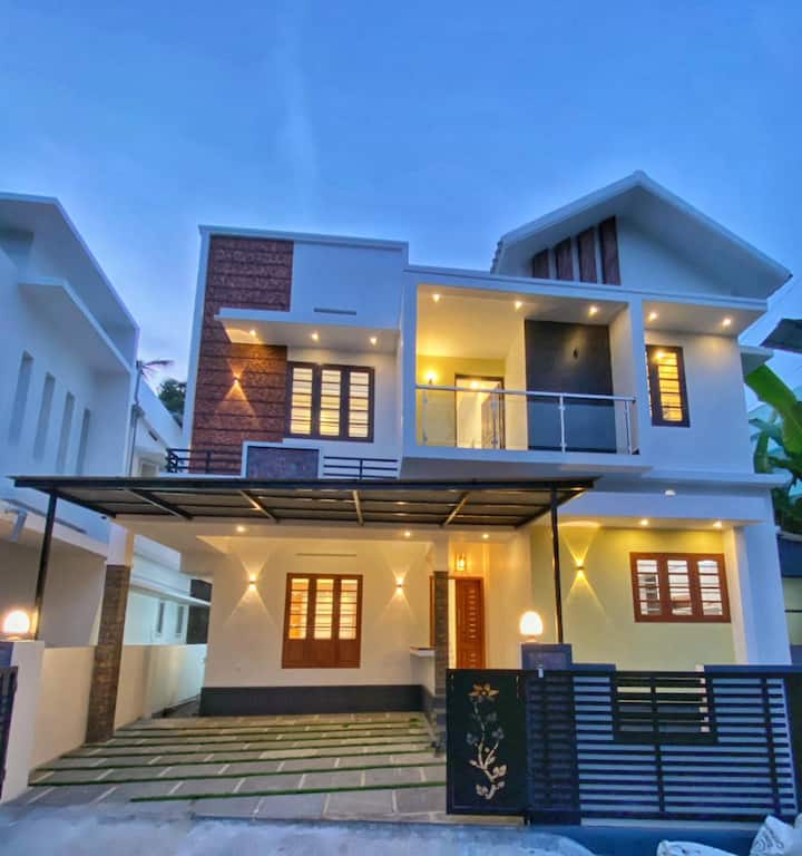 Sonish Home 
Near Infopark & Wonderla
6guest, 2bhk - Cochin