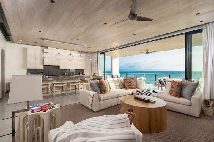 Rove Travel | Beachfront Penthouse + Pvt Hot Tub - Punta Mita