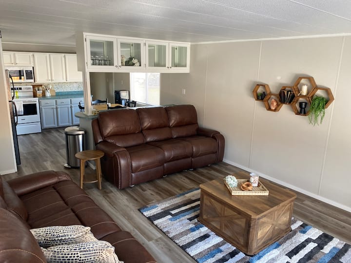 Cozy Home On Moose Lake - Bonnyville