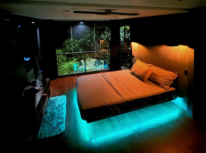Molly’s Hideout - Smart Lake & Mountainside Cabin - Binangonan