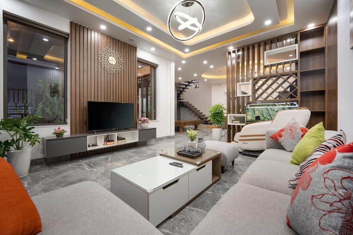 Rocky Pool Villa/ Free Airport/ Near Han River - Đà Nẵng