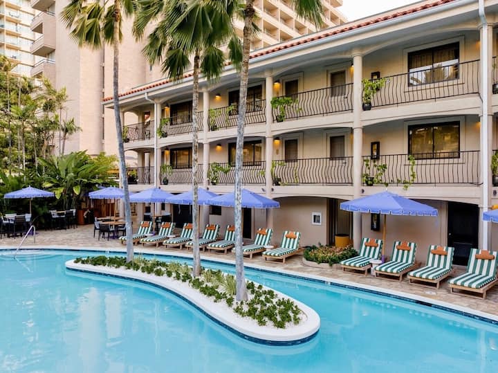 2 Double | Wayfinder Waikiki | Waikiki Beach - Kailua, HI