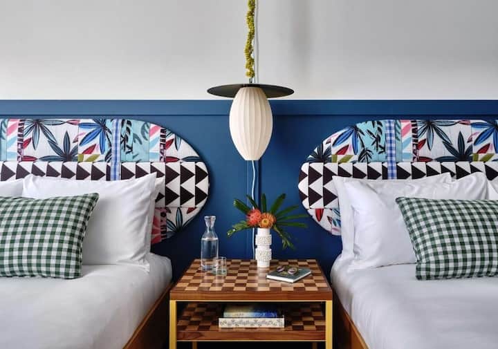 2 Double Lanai | Wayfinder Waikiki | 2 Units - Honolulu, HI