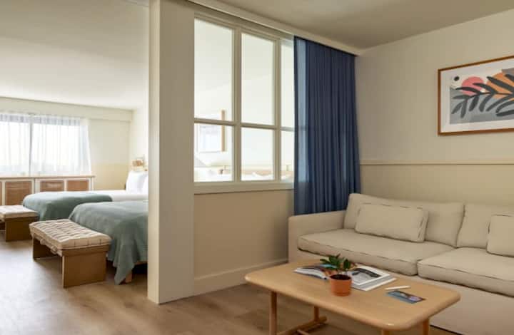 2 Queen Parlor | Wayfinder Newport | 2 Units - Newport, RI