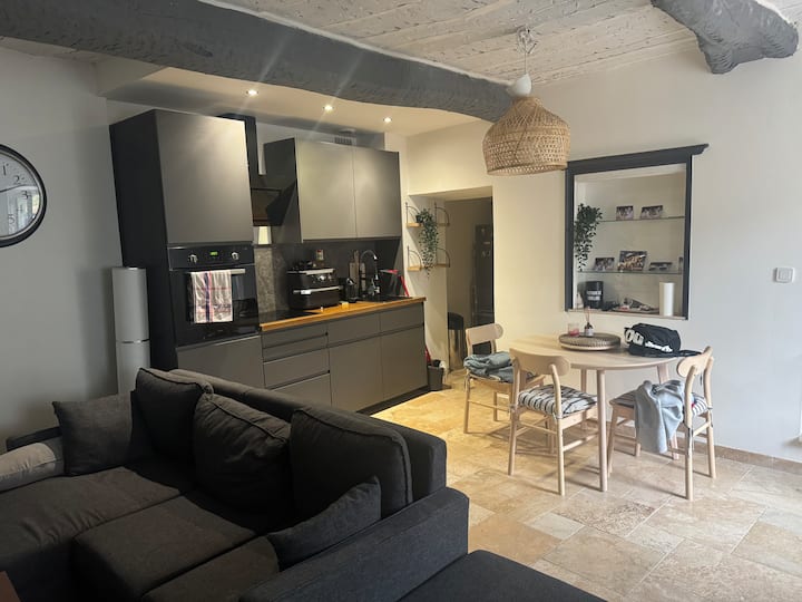 Maison En Plein Cœur De Villeneuve Loubet Village - Villeneuve-Loubet