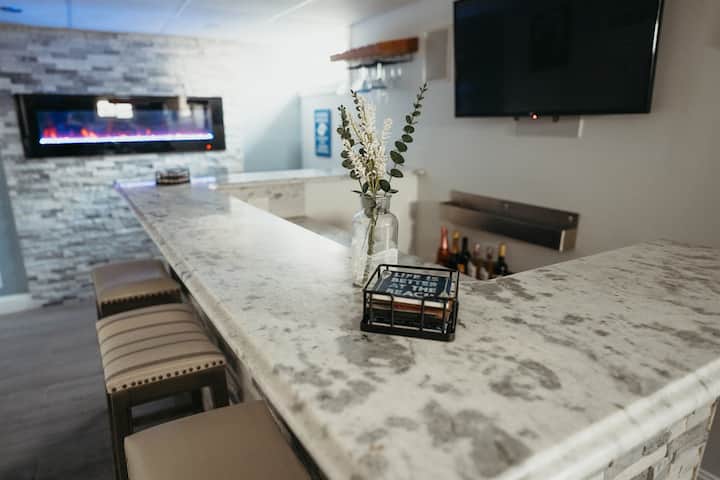 Hot Tub! Pool Table! Dog Friendly! 2 Mi To Beach! - Point Pleasant, NJ