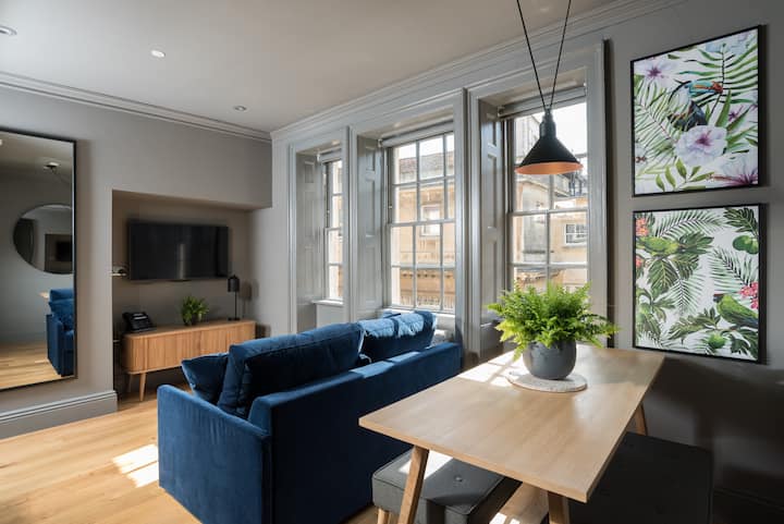 Hiding Space - Trim Street - Standard Studio Apt. - Bath