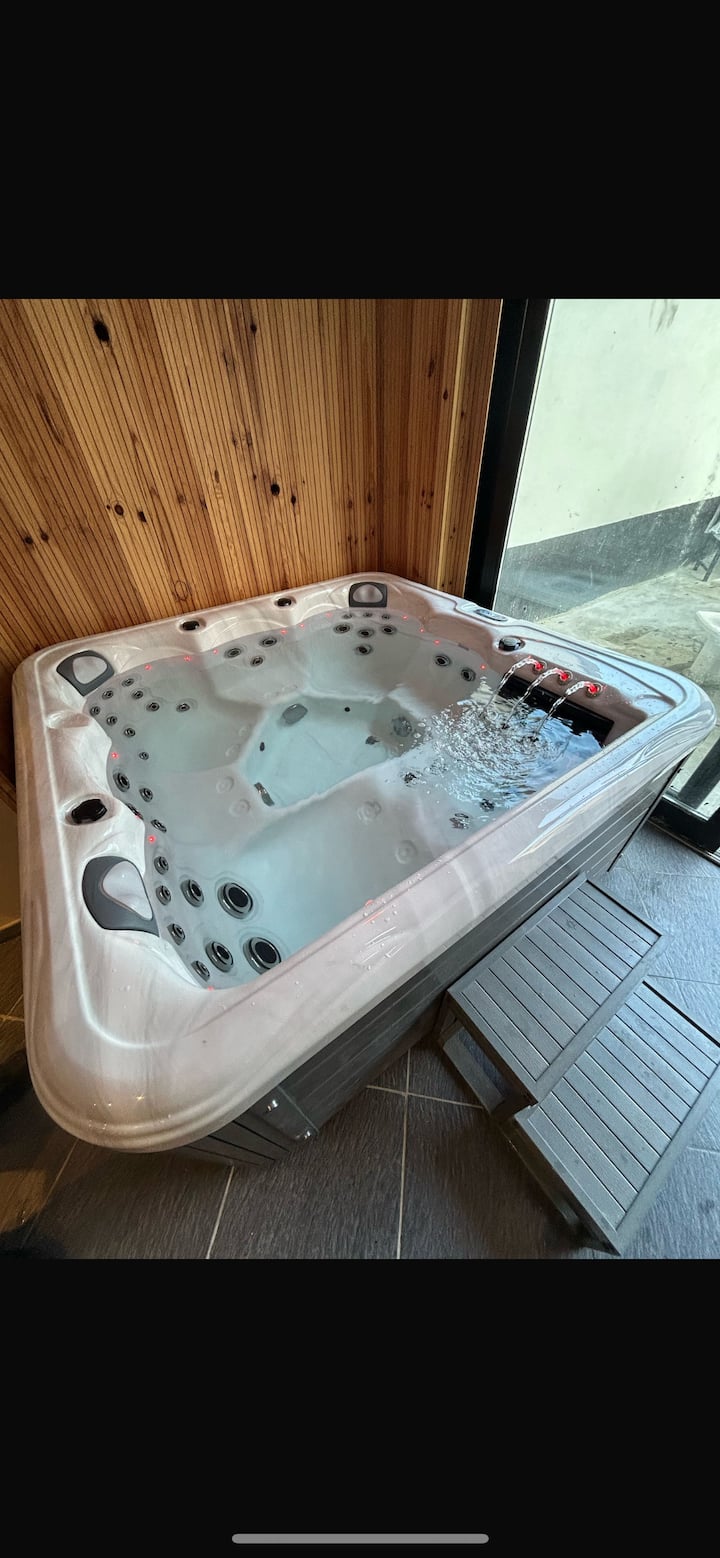 Appartement Jacuzzi Et Sauna - Valenciennes Gare - Valenciennes