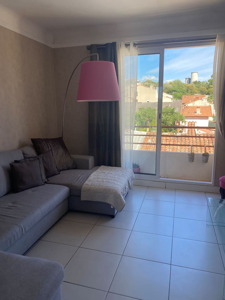 Appartement, Lumineux Et Calme - Marseille