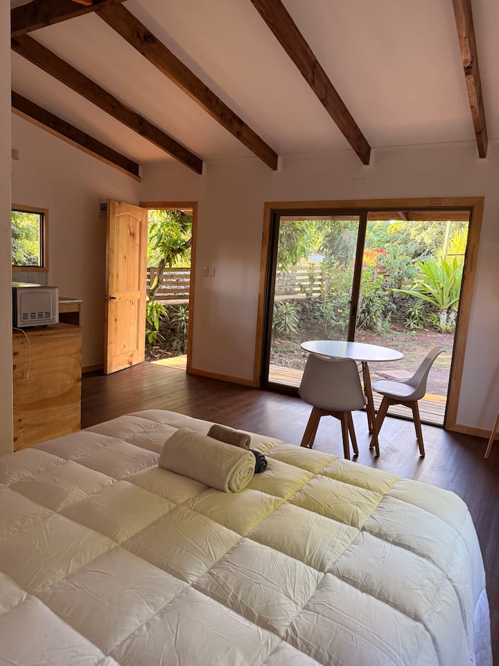 Cabaña 1 Cama 2 Huéspedes + Transfer Aeropuerto - Easter Island