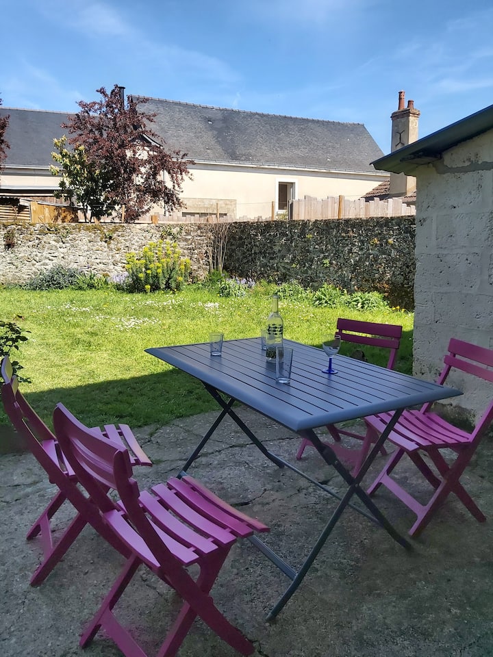 Charmante Petite Maison Et Son Jardin - Sarthe