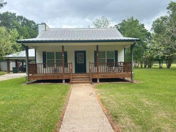 Country Charmer - Beaumont, TX