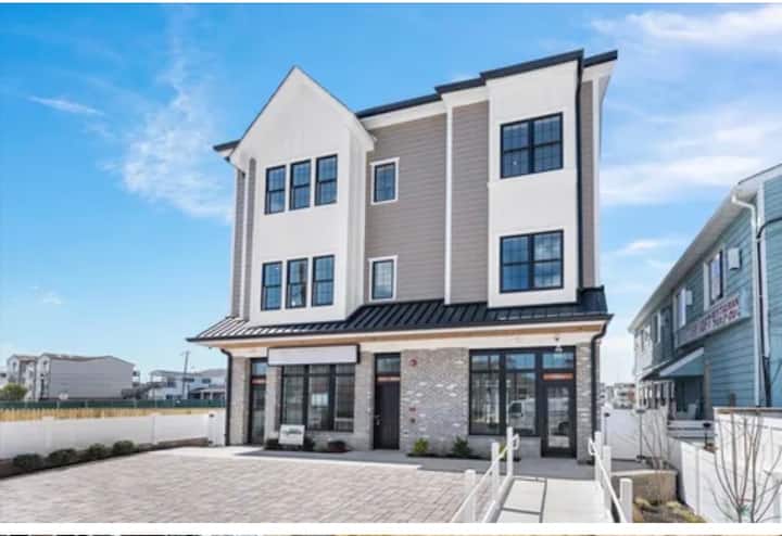 Bayside Retreat - Avalon, NJ